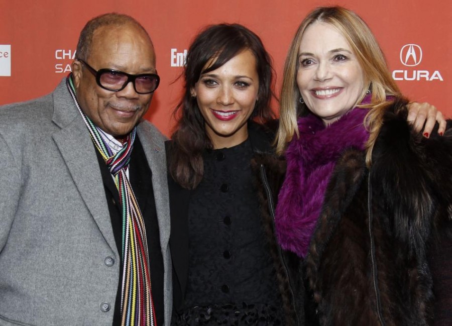 Guess Who's Playing Rashida Jones' Parents On Her New TBS Sitcom ...